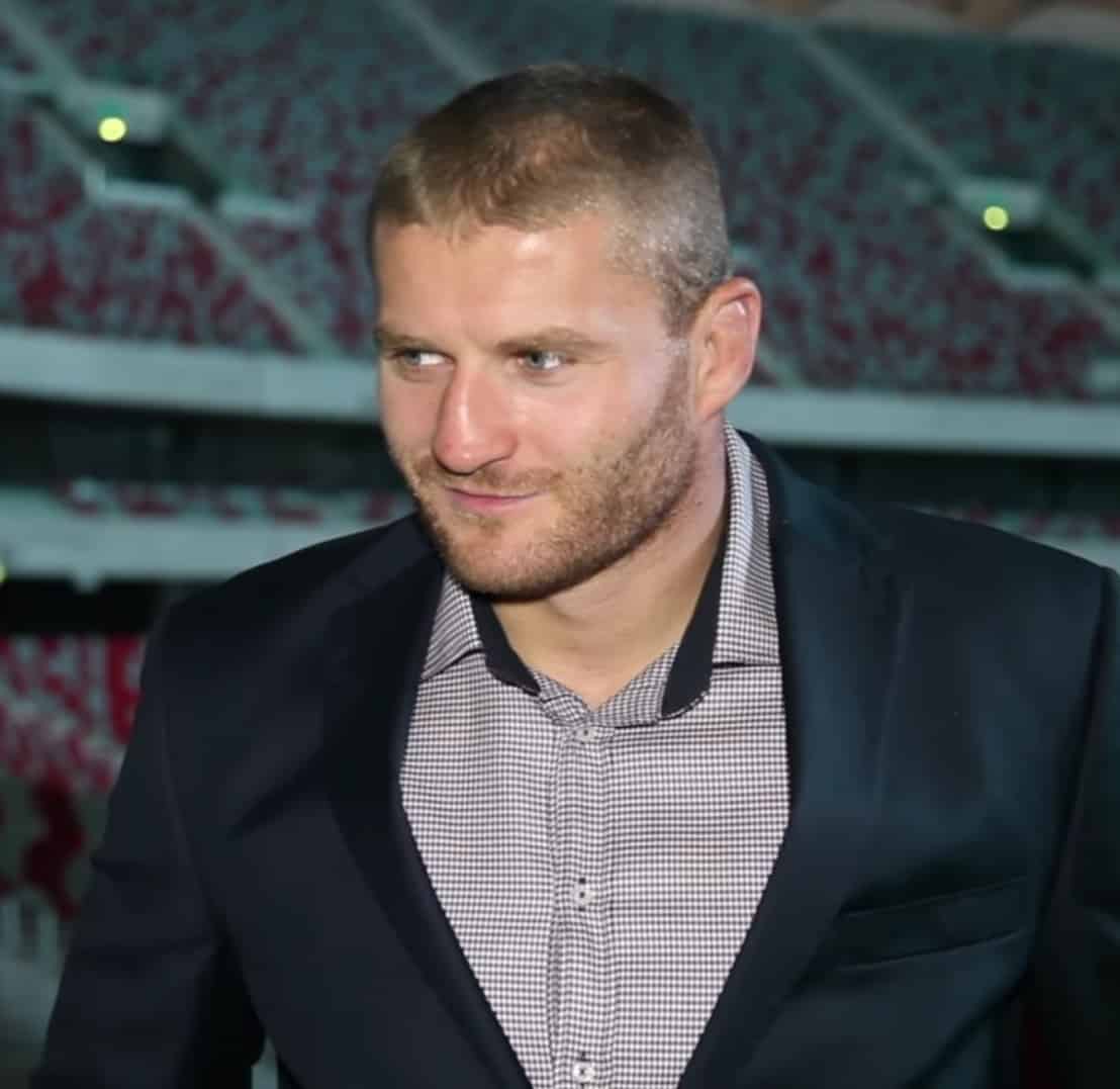 UFC 253: Adesanya Dominates Paulo Costa, Blachowicz Rolls Over Dominick ...